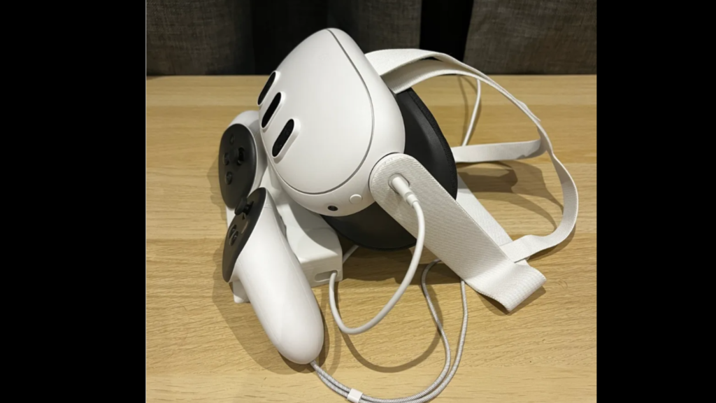 VR Oasis: Elegance Stand for Quest 3 Headset - The Product Pit